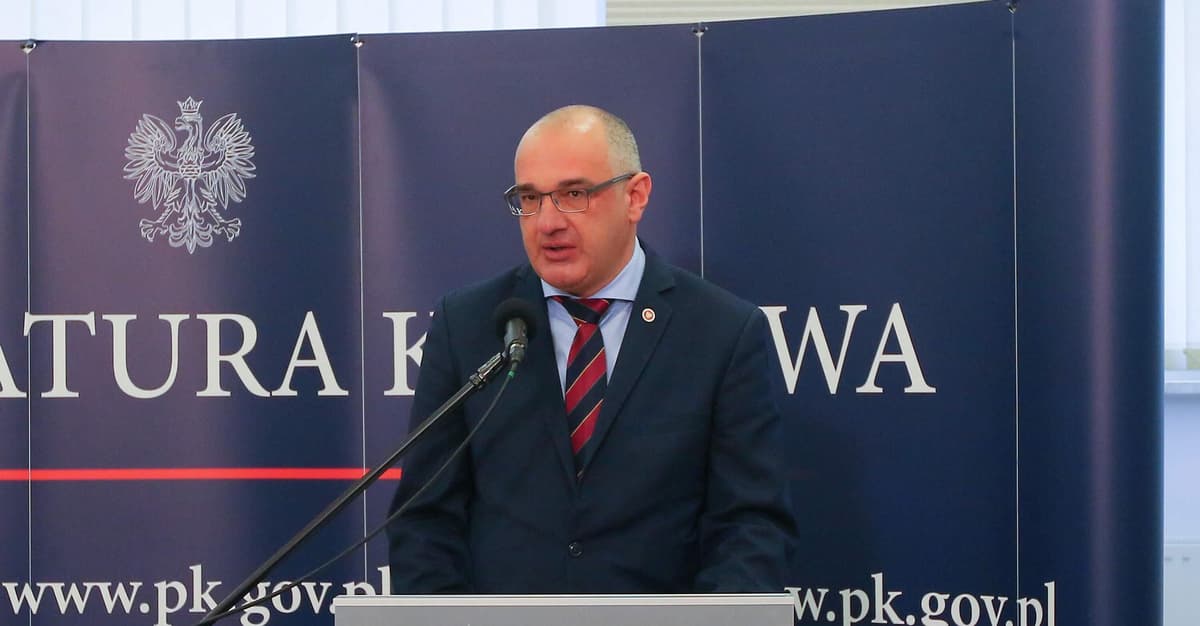 Pilne. Prokurator Ostrowski zawieszony za śledztwo ws. „zamachu” - OKO.press