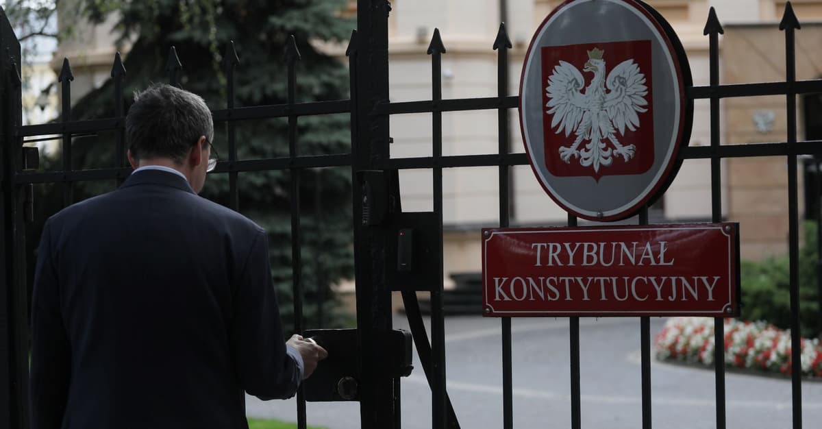 Co dalej z Trybunałem? Władzę kusi marginalizacja, ale aż osiem wakatów będzie wkrótce „do ...