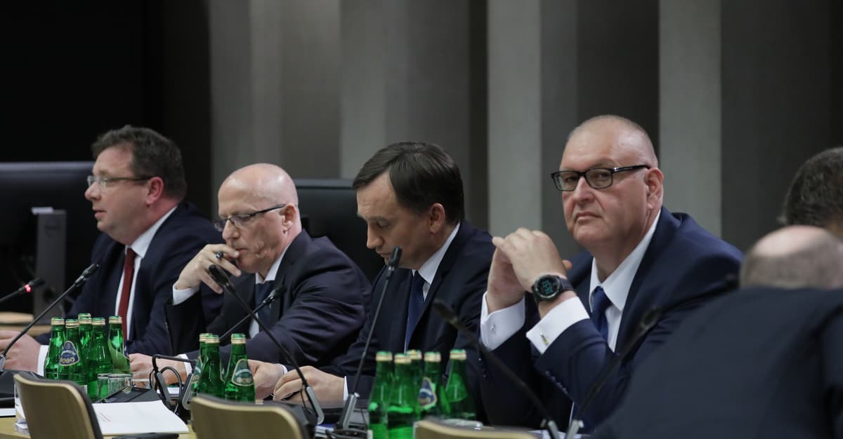 Nadużycia w Prokuraturze Krajowej? Za pomocą Hermesa zbierali dane, śledczy nic nie wiedzieli ...