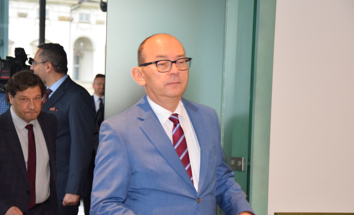 Początek końca kariery „rzeźnika”: Radzik traci stanowisko w sądzie ...