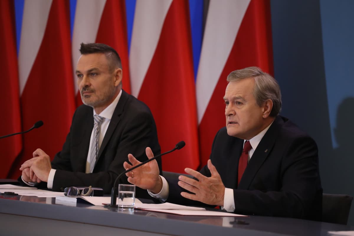„NGOsy związane z PiS mają 40 proc. skuteczność w zdobywaniu dotacji ...
