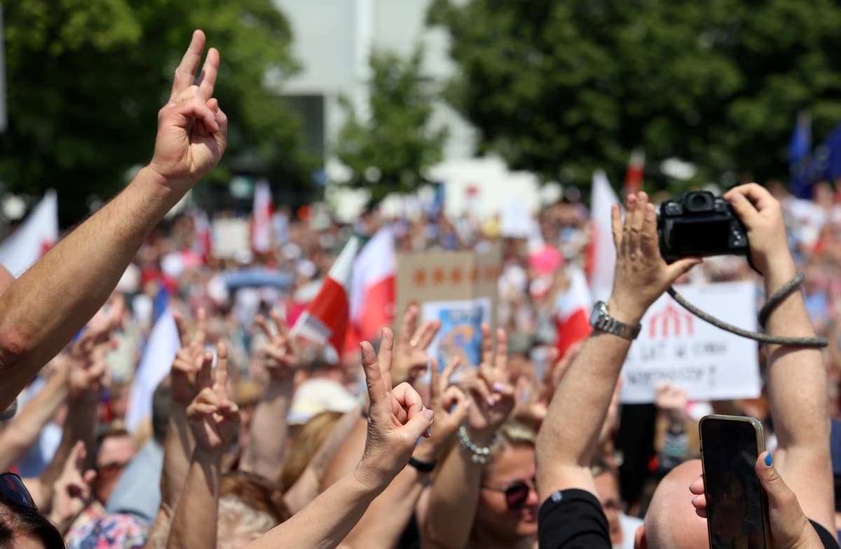Tomczyk (PO): My jesteśmy jak Jagiełło, Hołownia jest jak Witold - OKO ...