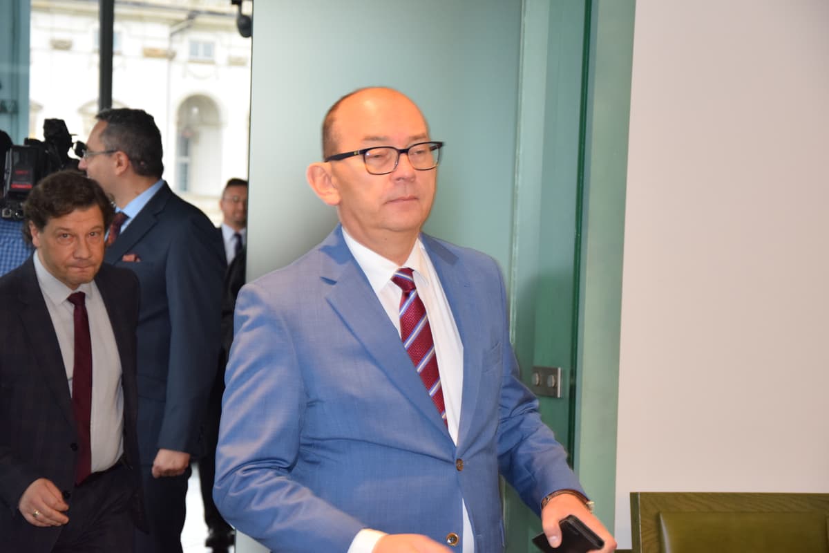 Radzik wygrał z Bodnarem? Niekoniecznie, orzeczenie wydał wadliwy neo ...