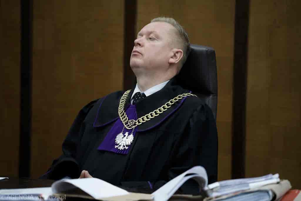 Schab szykuje „sąd specjalny”. Będą w nim tylko neo-sędziowie i ...