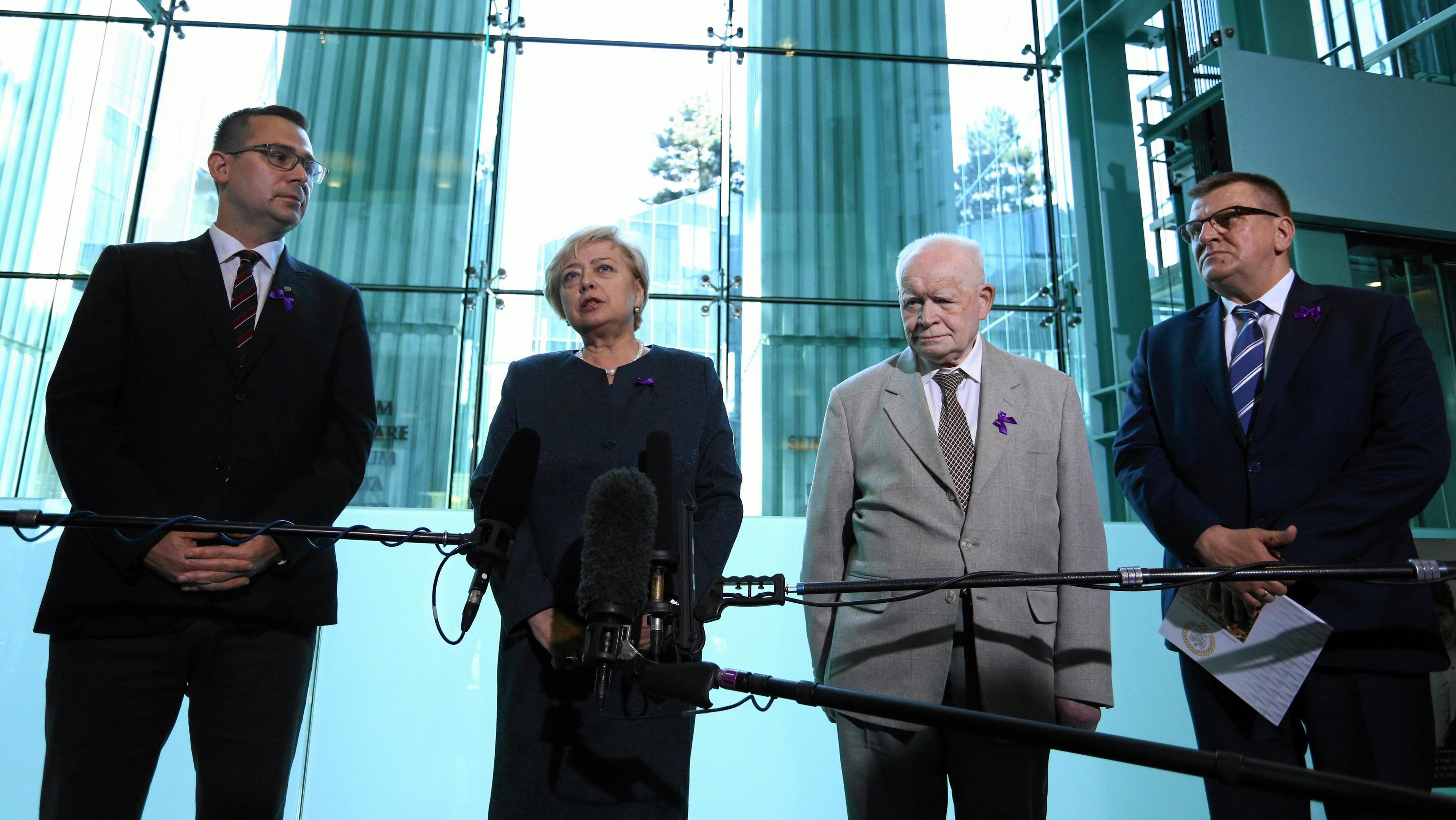 Lex Raczkowski - prawo PiS przeciw jednemu sędziemu - OKO.press