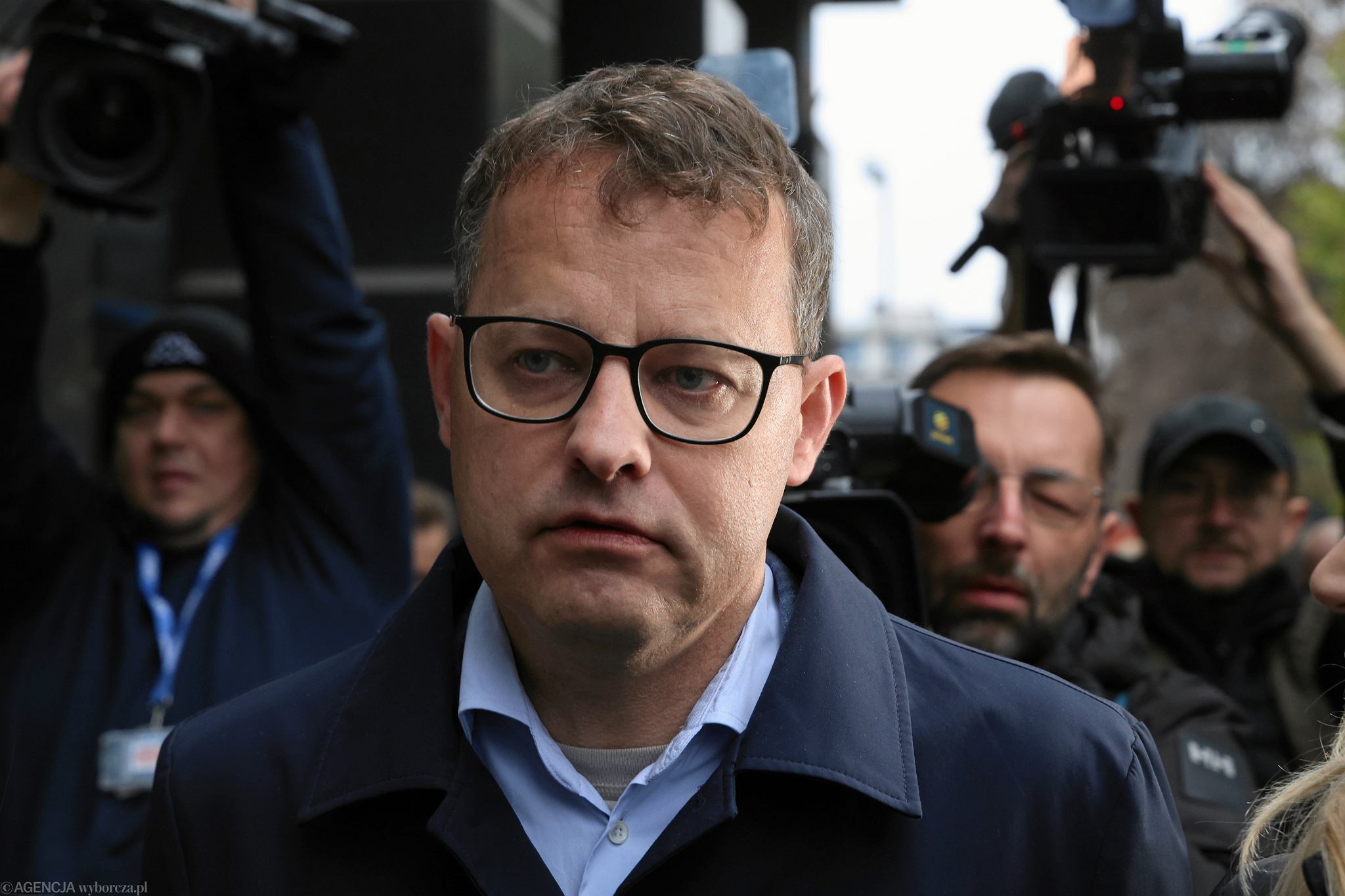 „Szeryf” Ziobro uciekł do USA, Romanowski też przepadł. Nie bez winy ...